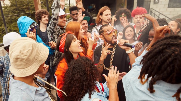 Music on Twitter: Start with the fans in the front row